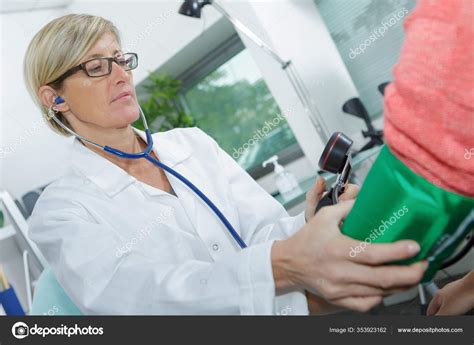 Female Doctor Pressure Measurement Stock Photo By Photography