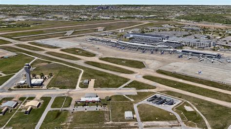 Austin Bergstrom International Airport Bazvmx