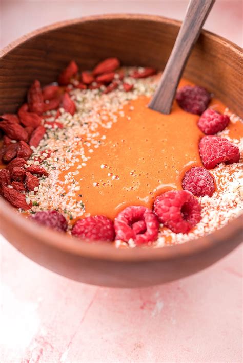 Goji Berry Smoothie Bowl Moon And Spoon And Yum