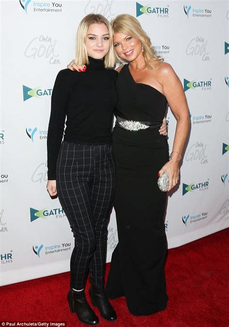 Donna Derrico Brings Her Daughter Frankie To The La Premiere Of Only