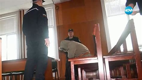 Какви са версиите за убийството на млада жена открита мъртва след месец в неизвестност