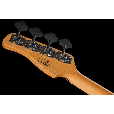 Marcus Miller Z3 4 Sparkle Black Thomann España
