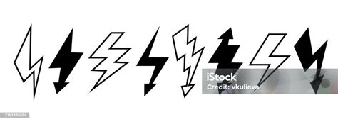 흑인과 백인 번개 세트 썬더 볼트 심볼 컬렉션 포스터 배너 그래픽 디자인 카드를 위한 플래시 벼락 요소 팩 스트라이크 화살표 표지판 번들 벡터 개체 그룹에 대한 스톡 벡터