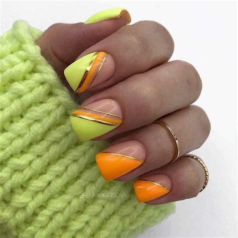 Нов френски маникюр 2020 с геометрични фигури Последен писък на модата За Жената