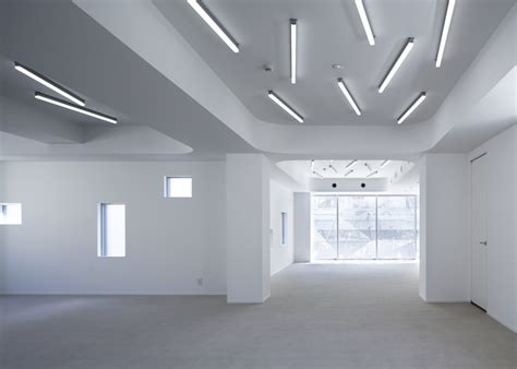 Dear Ginza Building By Amano Design Office