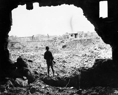 ისტორიის გამოძახილი უკრაინაში დღევანდელი ომის ფოტოებში არეკლილი მეორე მსოფლიო ომის სურათები