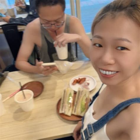 林怡臻 Yi Jane Lin • Threads Say More