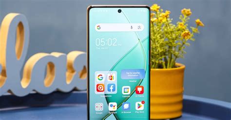 TECNO SPARK 20 Pro Ponsel Keren Di Kelas Entry Level