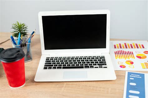 비즈니스 데이터 노트 노트북 마우스 그래프 종이 문서 계산기 성공적인 분석가 0명에 대한 스톡 사진 및 기타 이미지 0명 개념 계산기 Istock