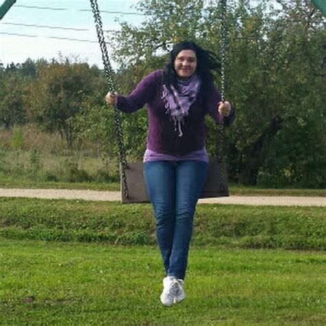 Līva Dangena Grūbe Youtube