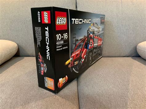 Lego Technic Airport Rescue Vehicle Hobbies Toys Toys Games On Carousell