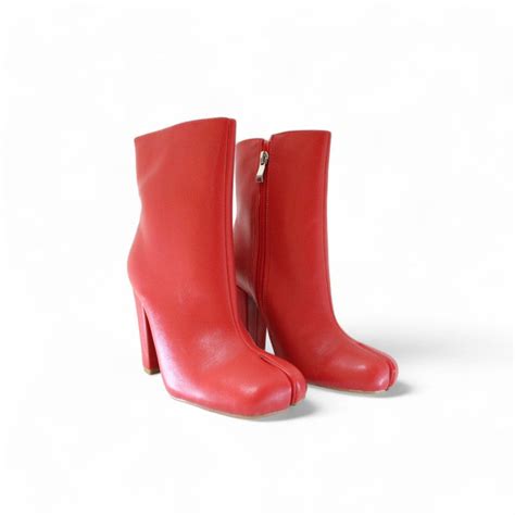Womens Camel Toe Block Heel Ankle Bootie Shoe Time