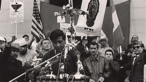 Estoy Aquí Music Of The Chicano Movement 6 8 Smithsonian Folkways