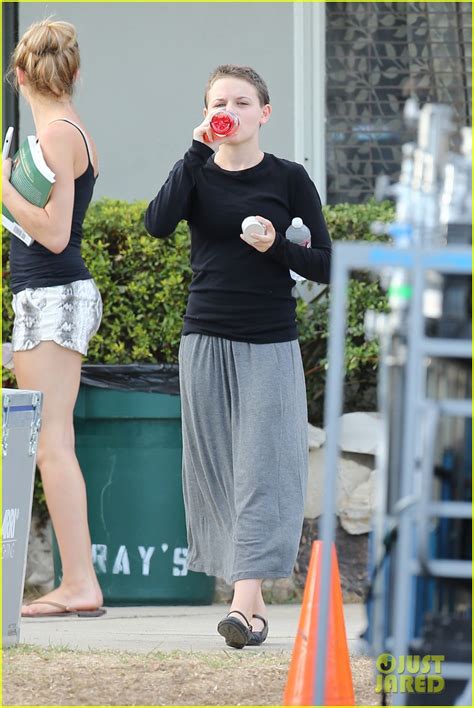 Joey King Debuts Super Short Haircut For Wish I Was Here Photo