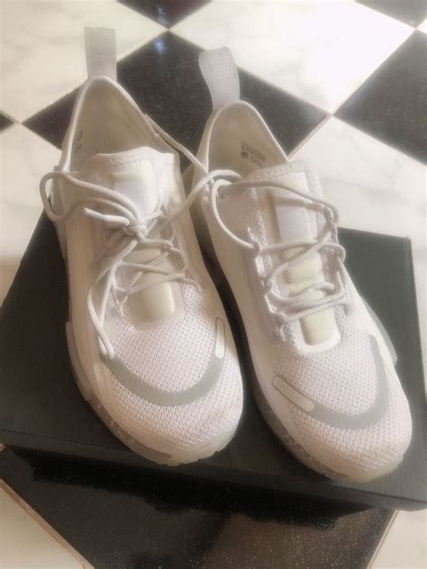 Nmd R1 Spectoo Women S Fashion Footwear Sneakers On Carousell