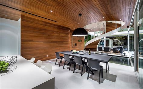 White Translucent Box Forms Singapore Residence By Parkassociates