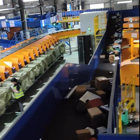 Automated Cross Belt Sorting Machine Smart Cycling Design Sorting For Express Logistics Cross