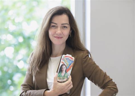 Luz Rello Investigadora En El Campo De La Dislexia Pone Rostro A Las Calculadoras Fx 991sp Cw