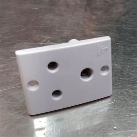 6 Amp Anchor Penta 3 Pin Modular Socket At Best Price In Kanpur Id 2851322833497