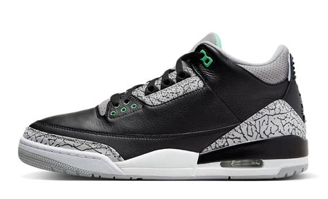 Air Jordan 3 Retro Green Glow Ct8532 031 The Sole Supplier