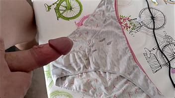 éjaculation dans la culotte de ma femme XVIDEOS COM