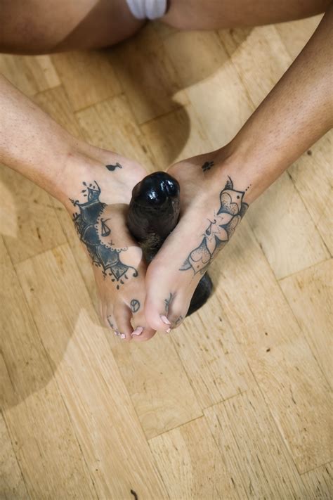 Lesbian Girls Vivthomas Toy