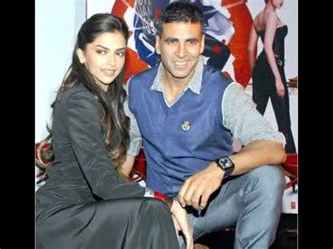 Akshay Kumar Deepika Padukone Unseen Pictures, Akshay Kumar Deepika Padukone Hot Chemistry ...