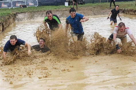 Fun Mud Races Michigan Ms Society Holds Third Muckfest