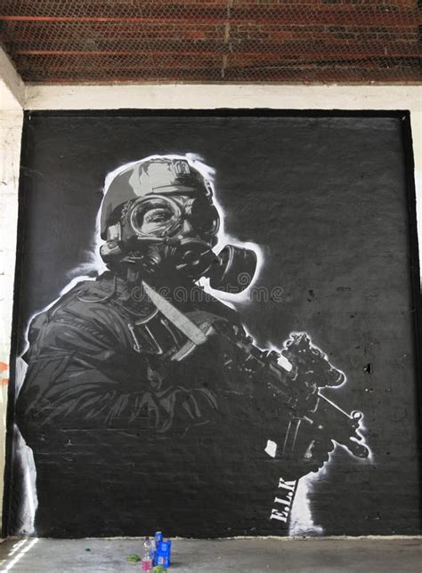 Graffiti Stencils Gas Mask
