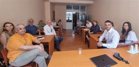 Среща на научния колектив в Съвместния изследователски център на Стопанския факултет и Института