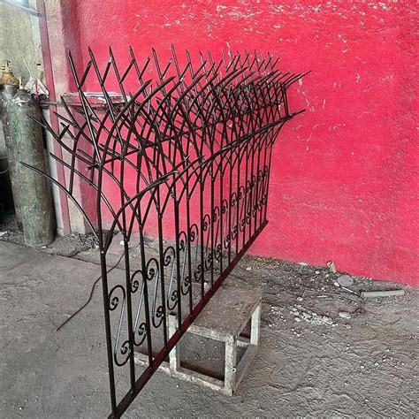 شاخ گوزنی نرده ای 09126600924