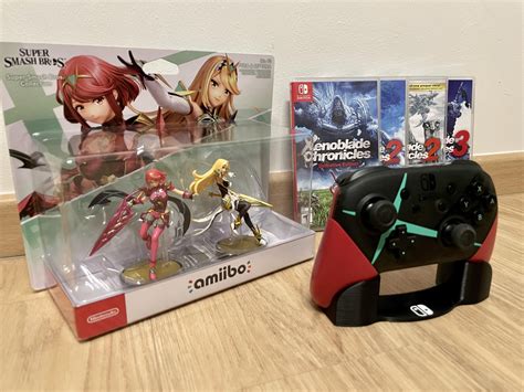 Pyra Mythra Amiibo To Add To My Collection R Xenoblade Chronicles
