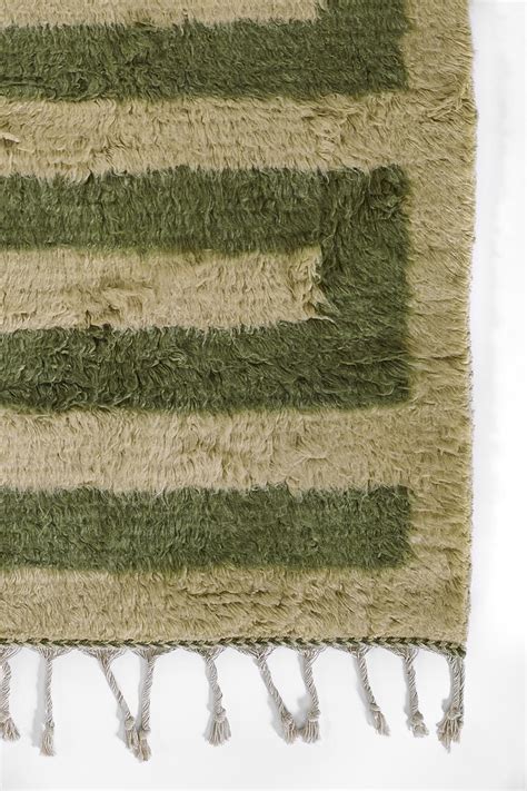 Nem 1 Green Momeni Rugs