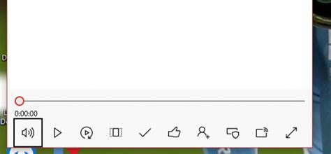 xaml uwp commandbar more button not showing up with