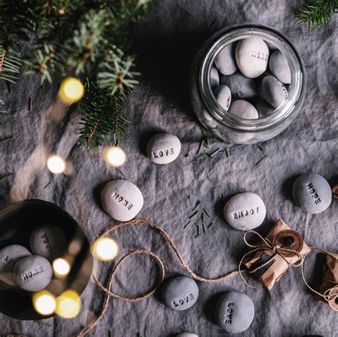 Ceramic Oil Diffuser Stones Essential Oil Diffuser Stone Home Air Freshener Stone Spa Fragrance