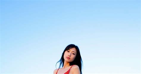 Mitsu Dan Japanese Gravure Idol Sexy Red Robe Fashion Photo Shoot ~ Jav