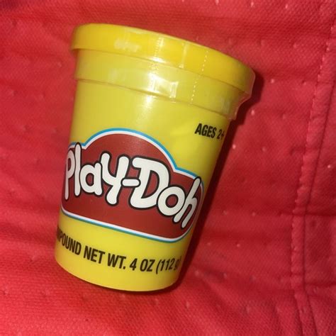 Play Doh Single Can Modeling Compound 4 Oz Can New Yellow Ebay
