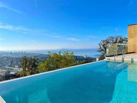 Купить дом 220 м² по адресу Краснодарский край Сочи Ландышевая улица за 42 000 000 руб в