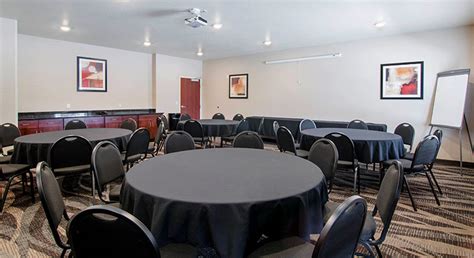 Cobblestone Hotel And Suites In Torrington Wyoming Hotel Accomodations