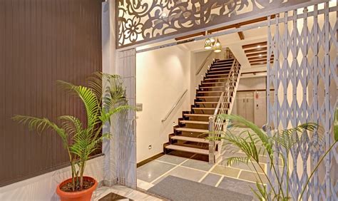 Treebo Trend Paras Raj Etstur