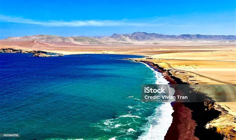 레드 샌드 비치 페루 파라카스 국립공원에서 바다와 사막이 만나다 0명에 대한 스톡 사진 및 기타 이미지 0명 검정 모래 경관 Istock