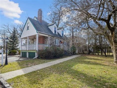 Livingston Nj Real Estate Livingston Nj Homes For Sale Zillow