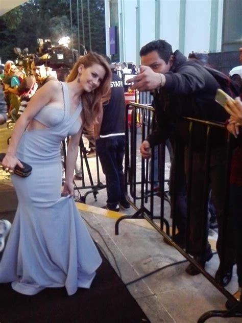 Altair Jarabo En La Alfombra Roja De Los Eliot Awards Luciendo Bellísima Altairjoficial
