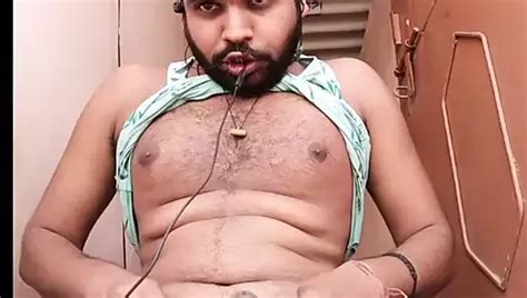 A Hot Bhabhi Has Working In Kitchen Has Grab By A Horny Man And Ismaatdeva Has Fully Feel That