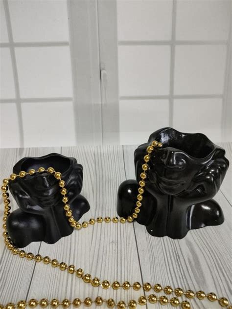 Гіпсове кашпо — ціна 200 грн у каталозі Кашпо Купити товари для дому та побуту за доступною