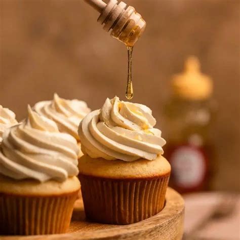 21 Delicious Wedding Cup Cakes Recipes For Every Bride