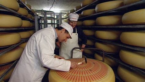 New Test Detects False Emmental Cheese SWI Swissinfo Ch