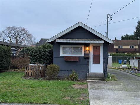 1204 Thompson St Sumner Wa 98390 Zillow