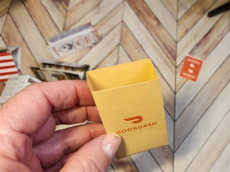 1 6 Scale Mini Doordash Takeout Bundle 5 Menus 6 Sauce Packets 1