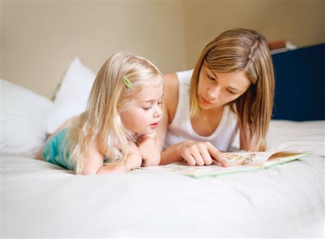 Как ребенку подружиться с книгой? 9 советов для родителей | Дело Октября
